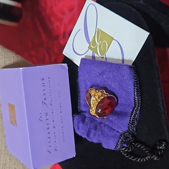 Avon | Jewelry | Vintage Avon Elizabeth Taylor Gilded Age Ring | Poshmark